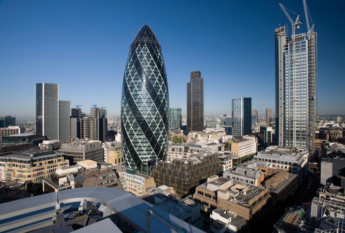 El Rascacielos Gherkin En La City Proyecta Su Rascacielos Más Alto En